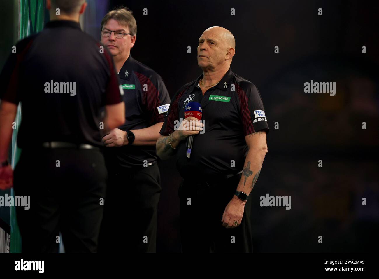 Alexandra Palace, London, UK. 1st Jan, 2024. 2023/24 PDC Paddy Power ...
