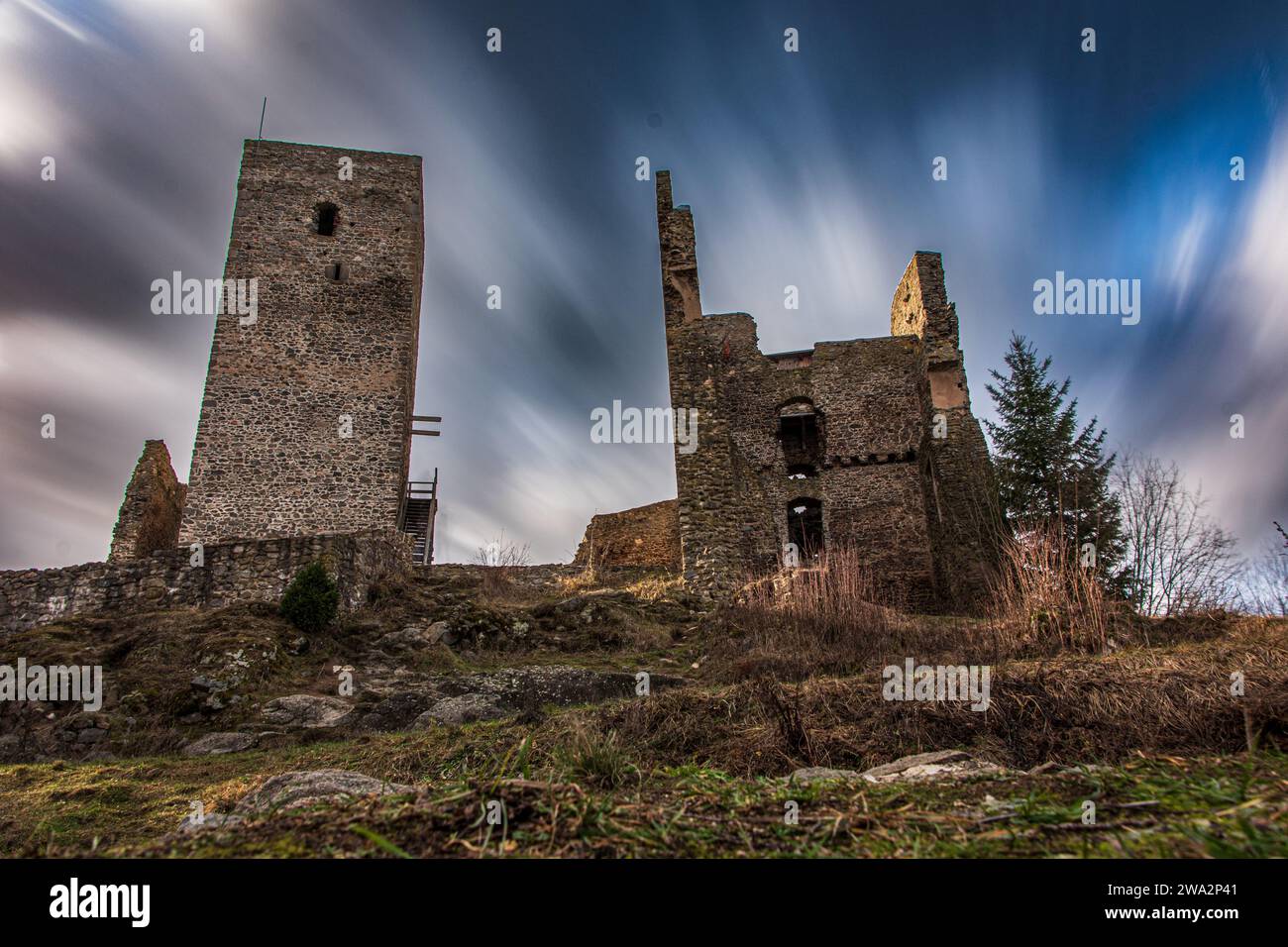 Fantasy castles hi-res stock photography and images - Alamy
