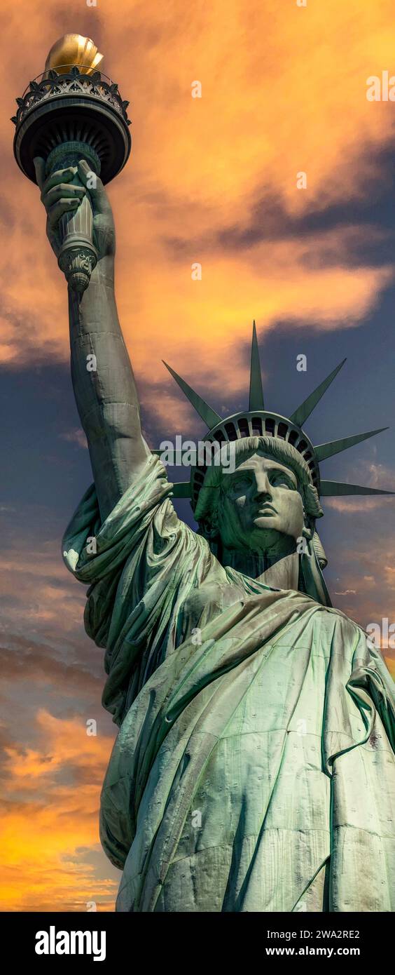 Stunning Deer At Statue Of Liberty Pictures