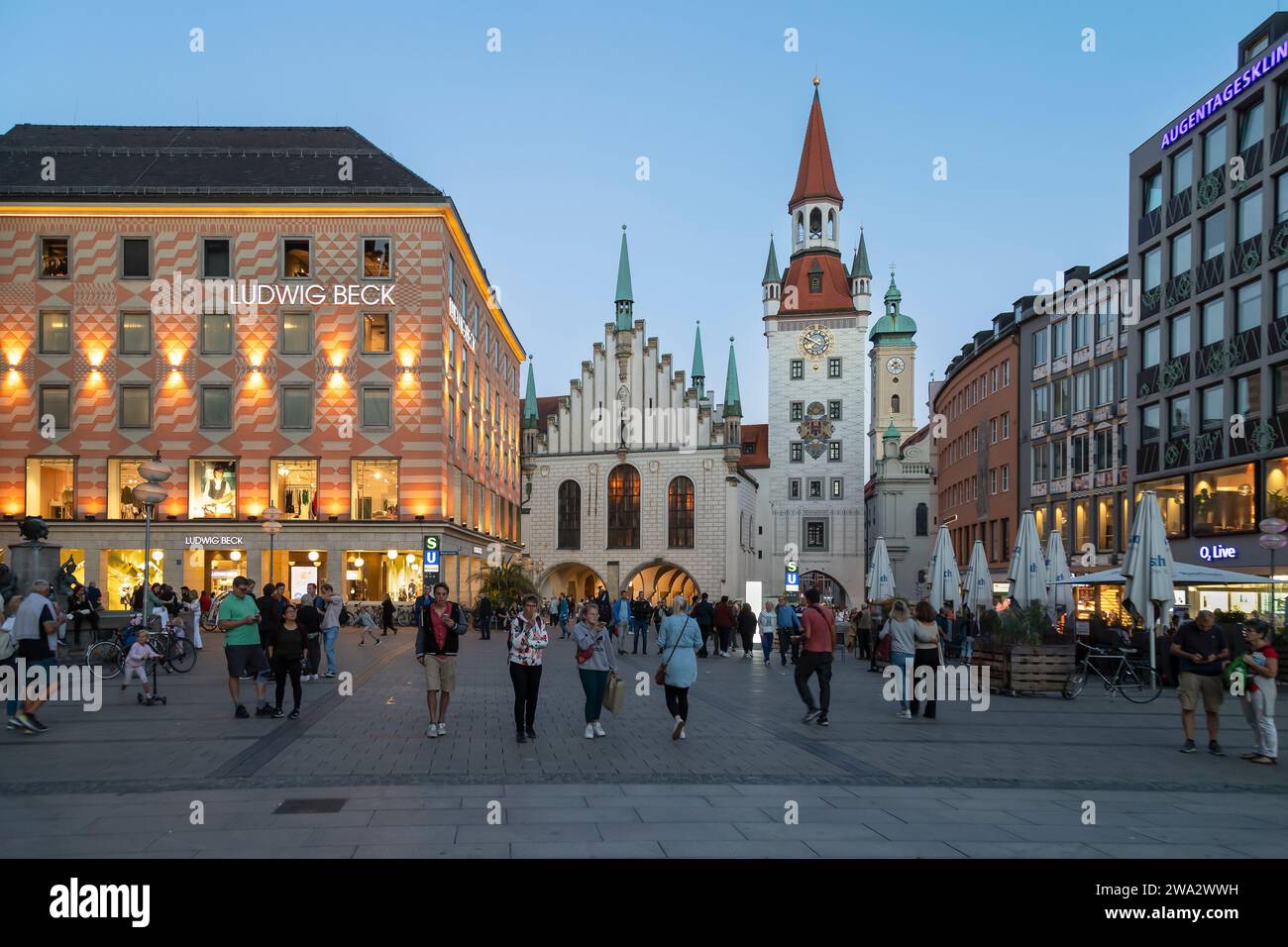 Munich talburg gate hi-res stock photography and images - Alamy