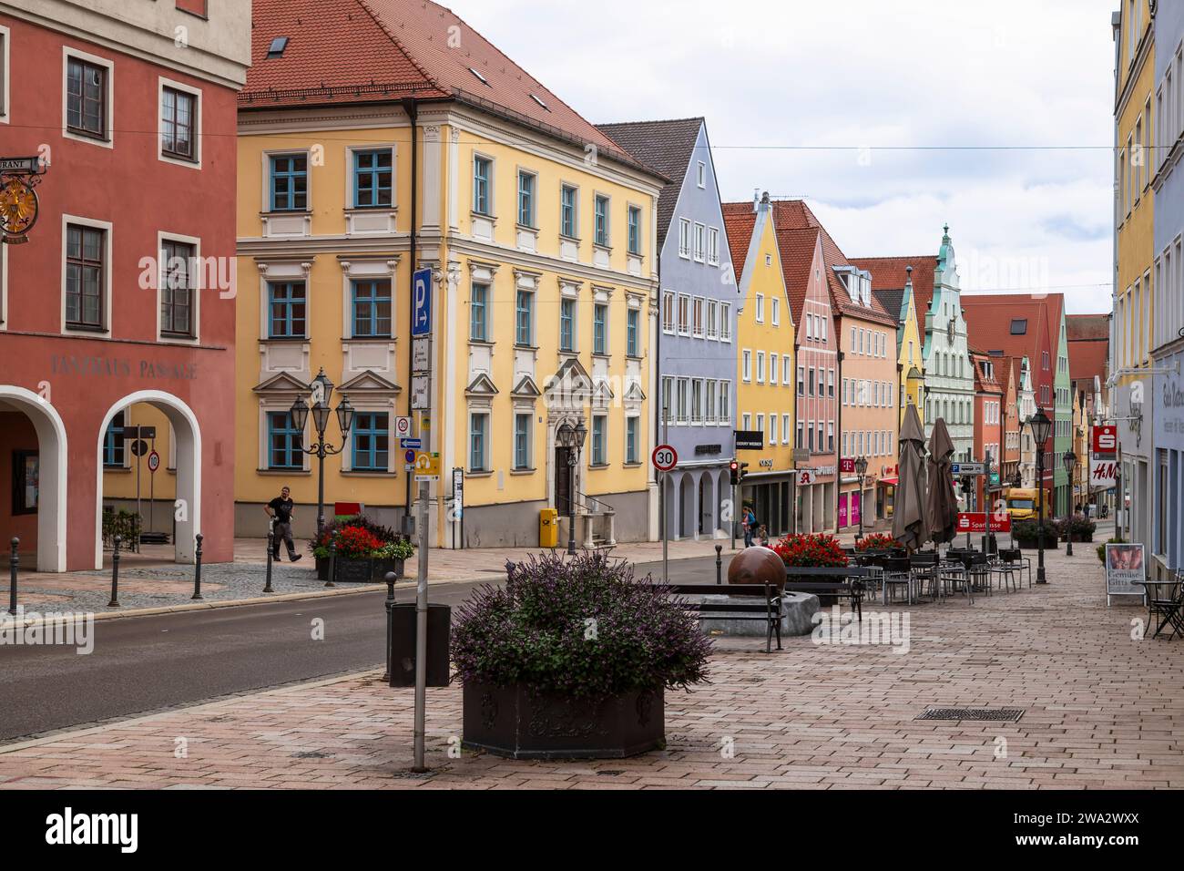 Shopping street with colorful houses in the touristic town of ...