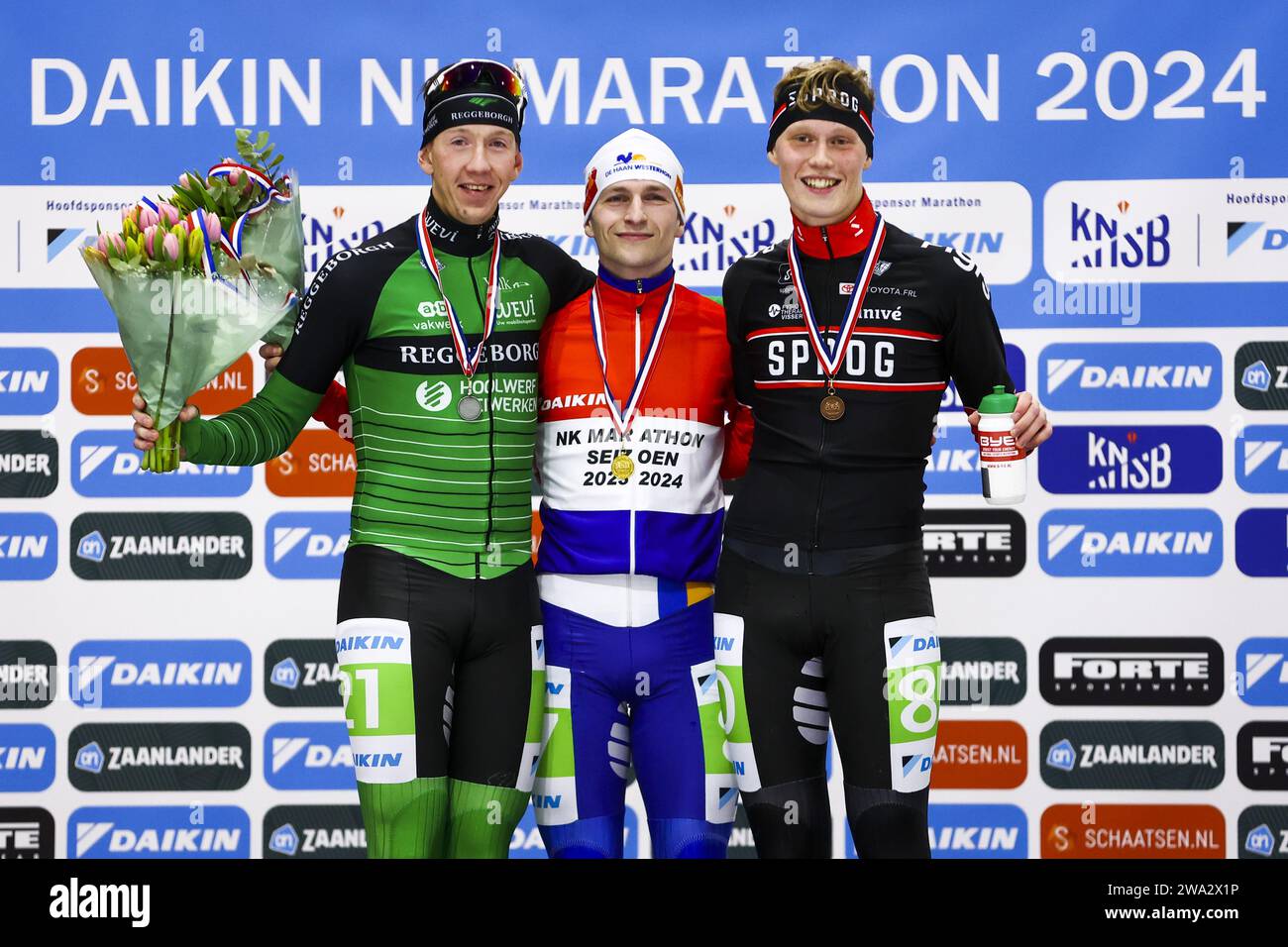 Elfstedenhal, Netherlands. 01st Jan, 2024. LEEUWARDEN - Winner Luc ter ...