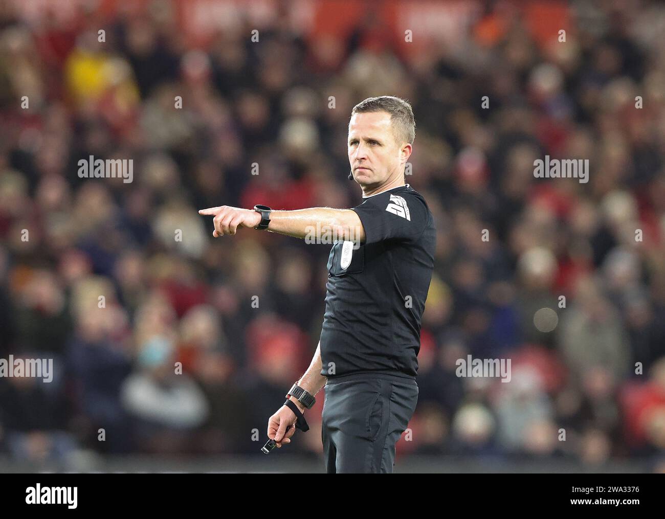 Referee David Webb during the Sky Bet Championship match Middlesbrough ...