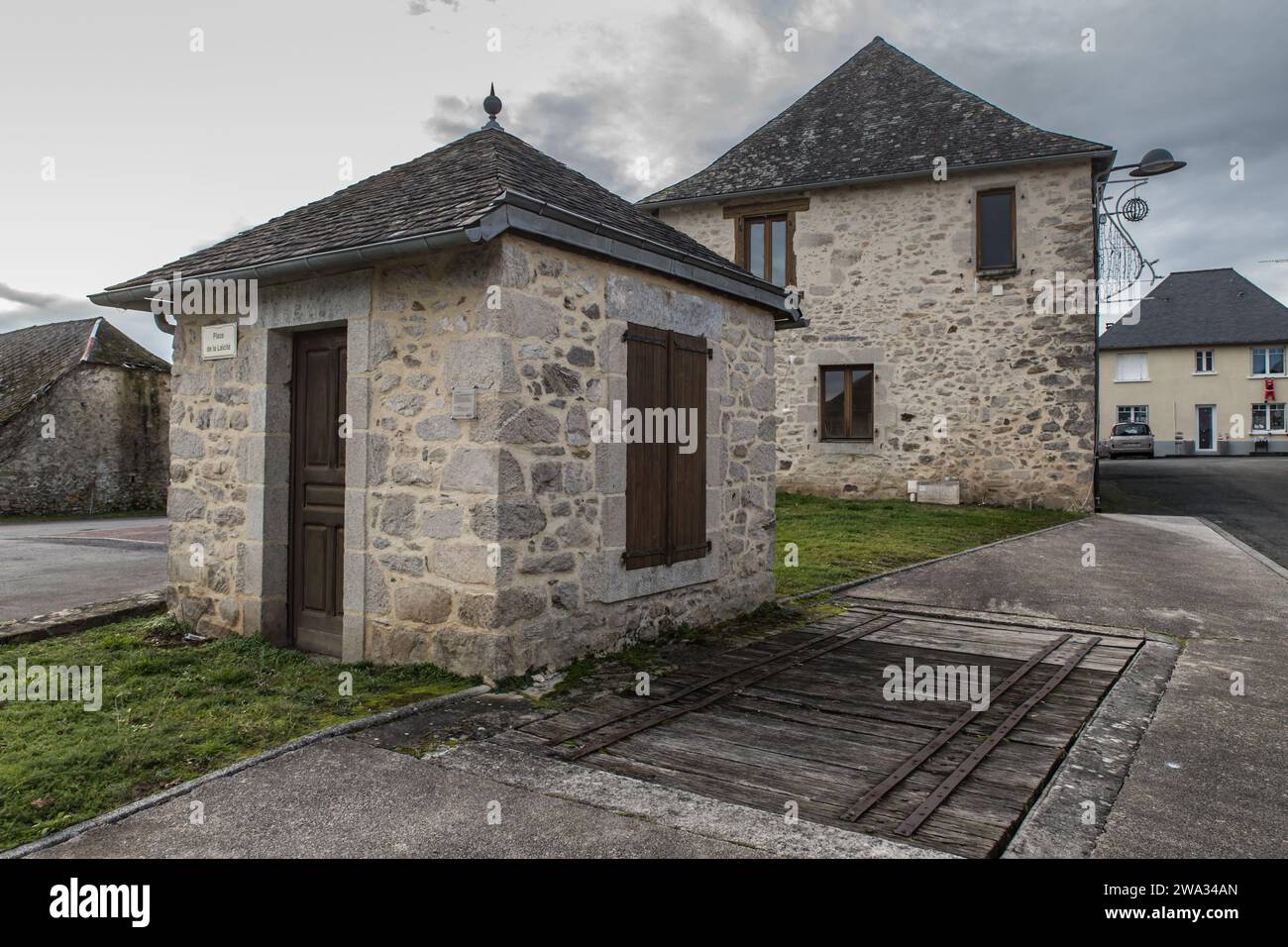 Pont bascule bascule hi-res stock photography and images - Alamy
