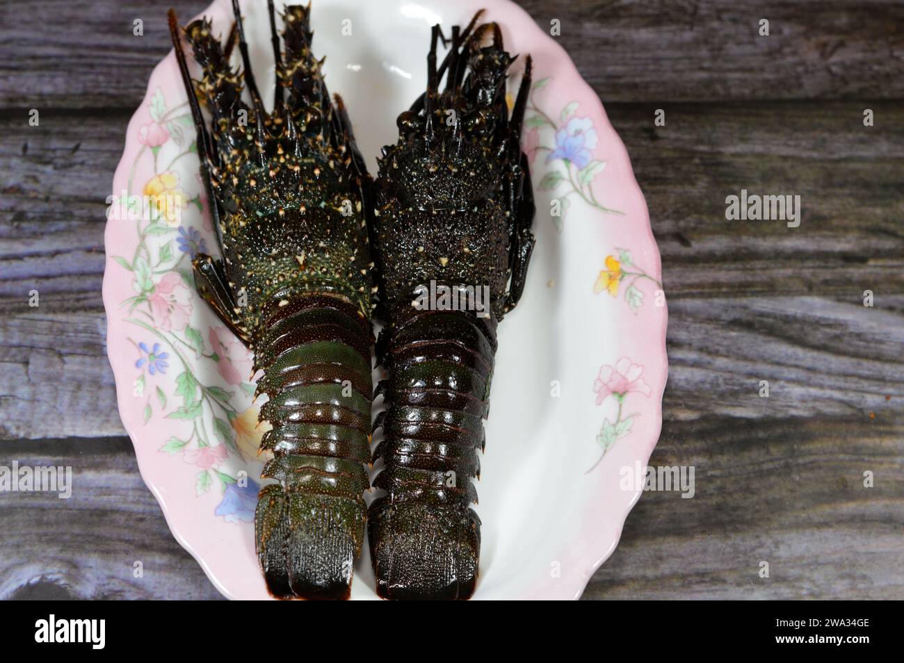 Raw uncooked fresh lobster, Lobsters are a family Nephropidae ...