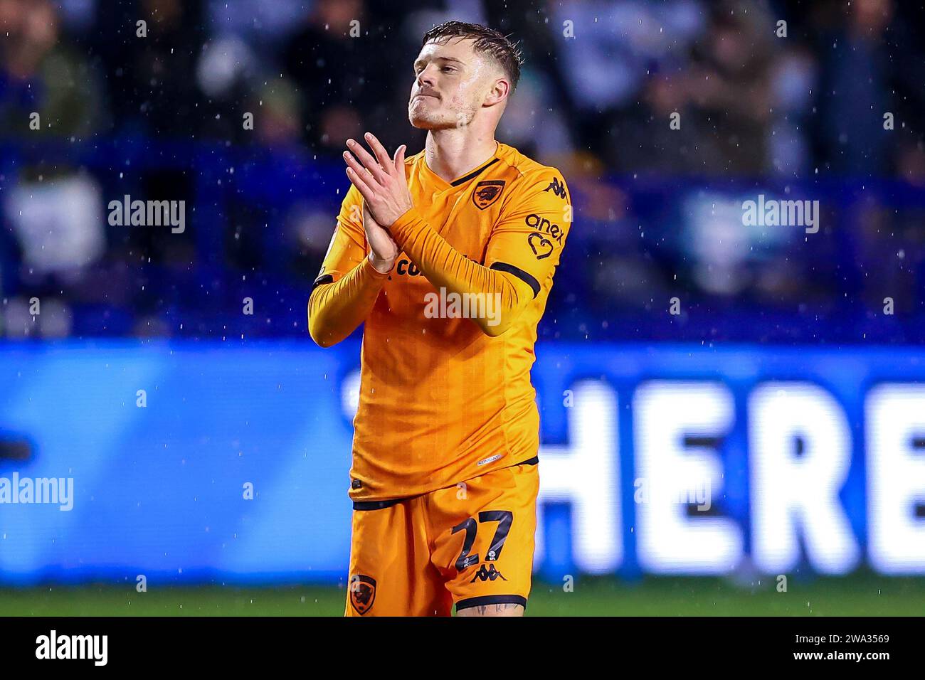Regan Slater 27 of Hull City applauds the travelling fans during the ...