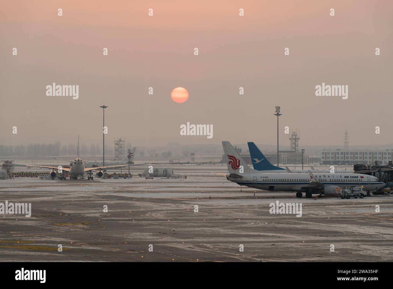 Runway beijing daxing international airport hi-res stock photography ...