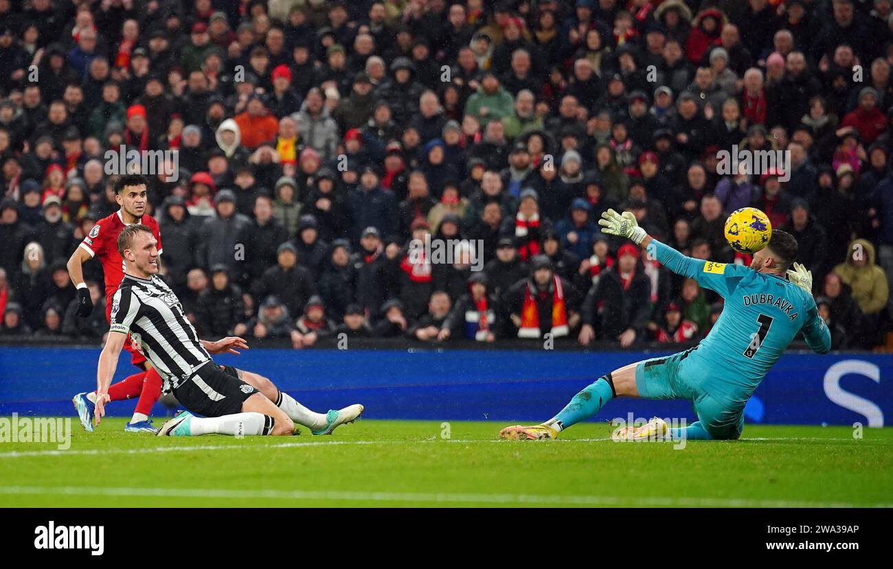 Liverpool's Luis Diaz scores their side's first goal of the game before ...