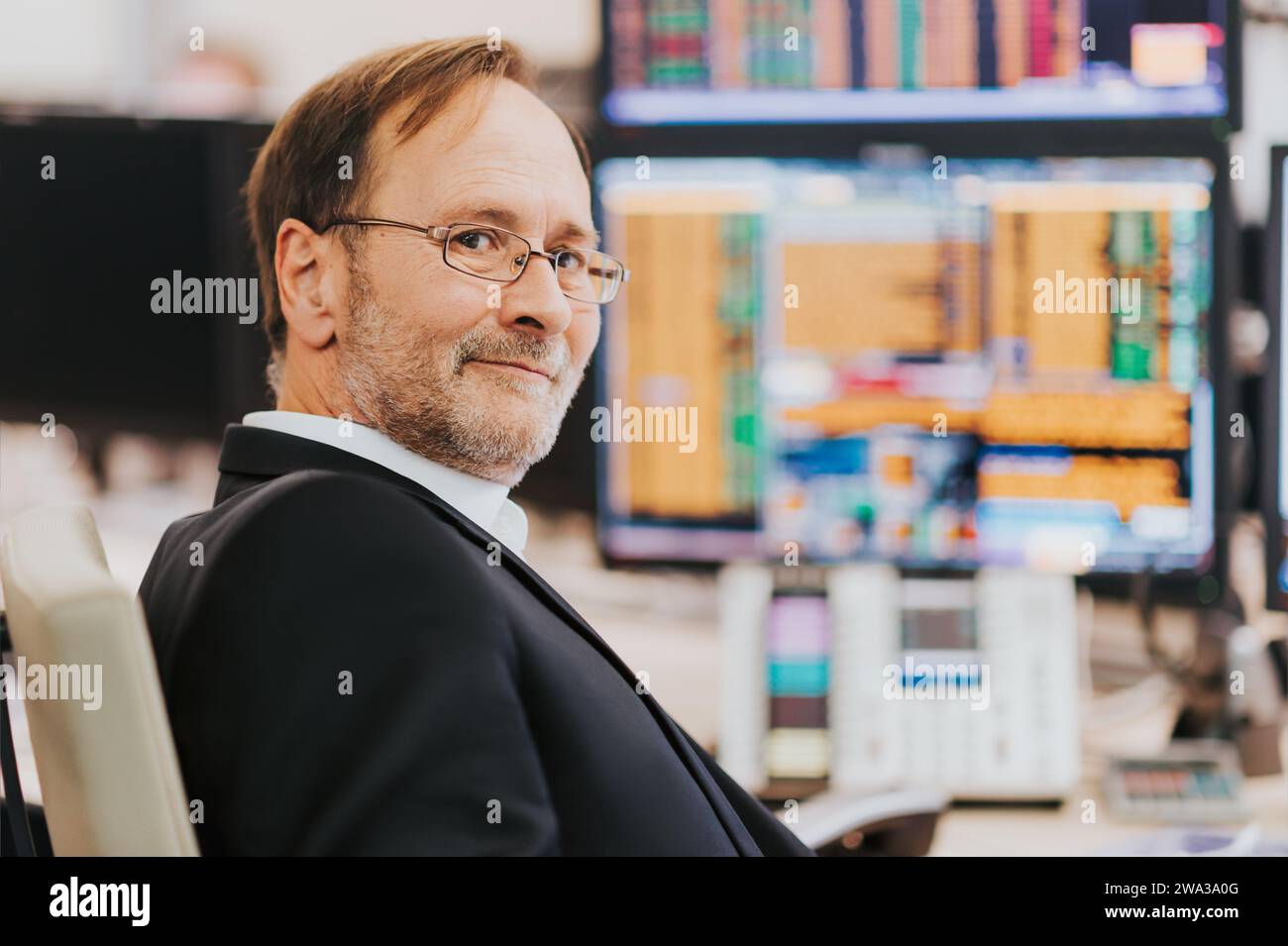 Modern trading system hi-res stock photography and images - Alamy