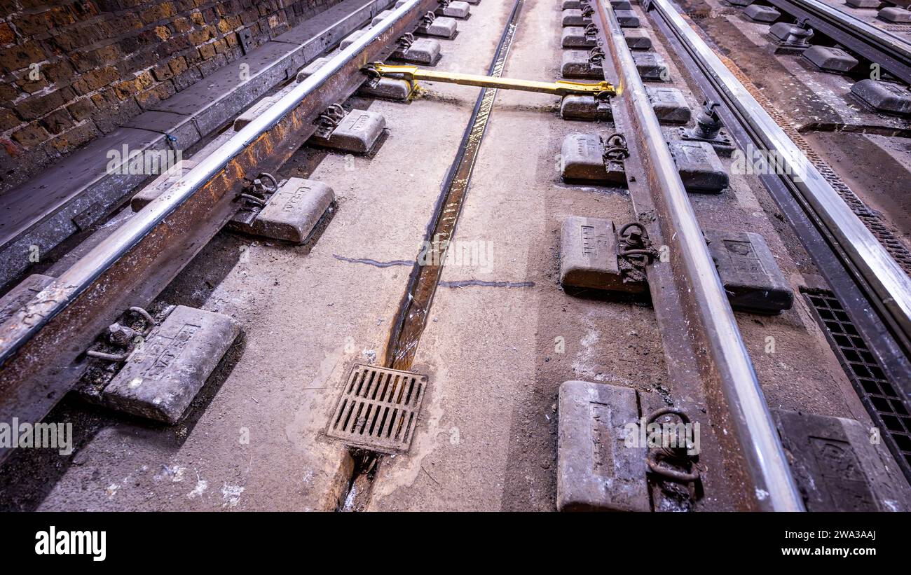 Brunel Tunnel from Rotherhithe Overground Station to Wapping. The first ...