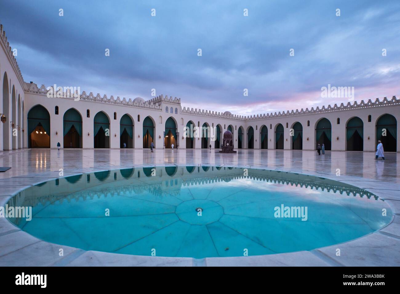 Cairo, Egypt - January 04, 2024: The Mosque of Al Hakim, (Al Anwar ...