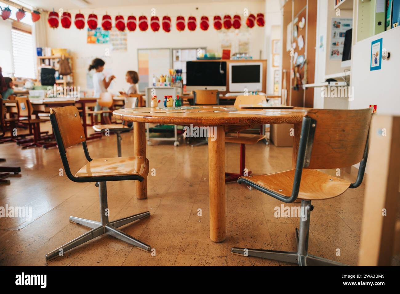 Elementary classroom, back to school concept Stock Photo - Alamy