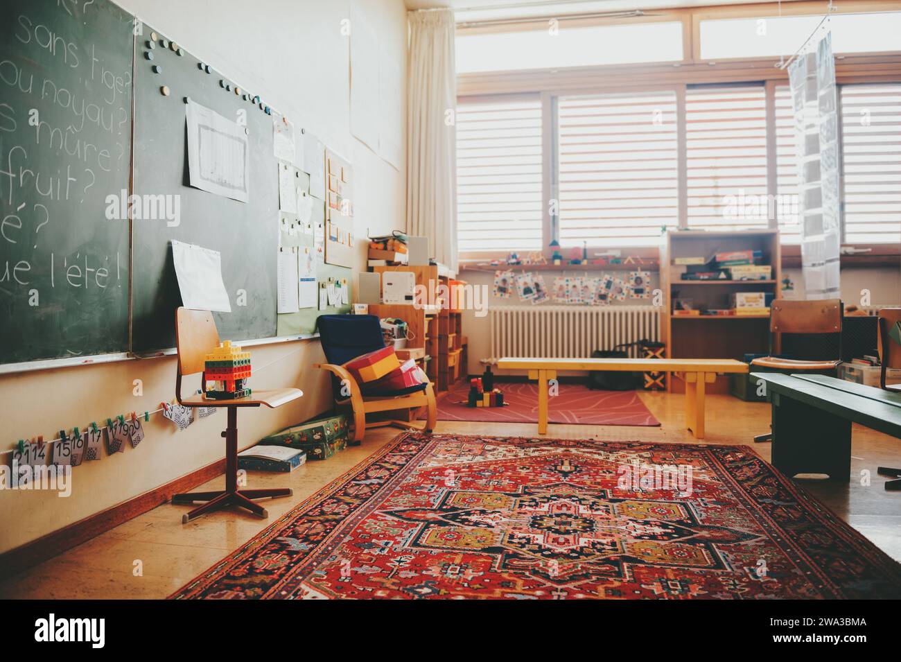 Elementary classroom, back to school concept Stock Photo - Alamy