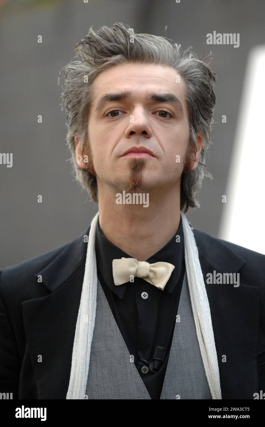 Bluvertigo 2008 hi-res stock photography and images - Alamy