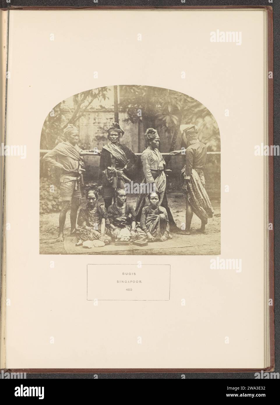 Singapore nationalities hi-res stock photography and images - Alamy