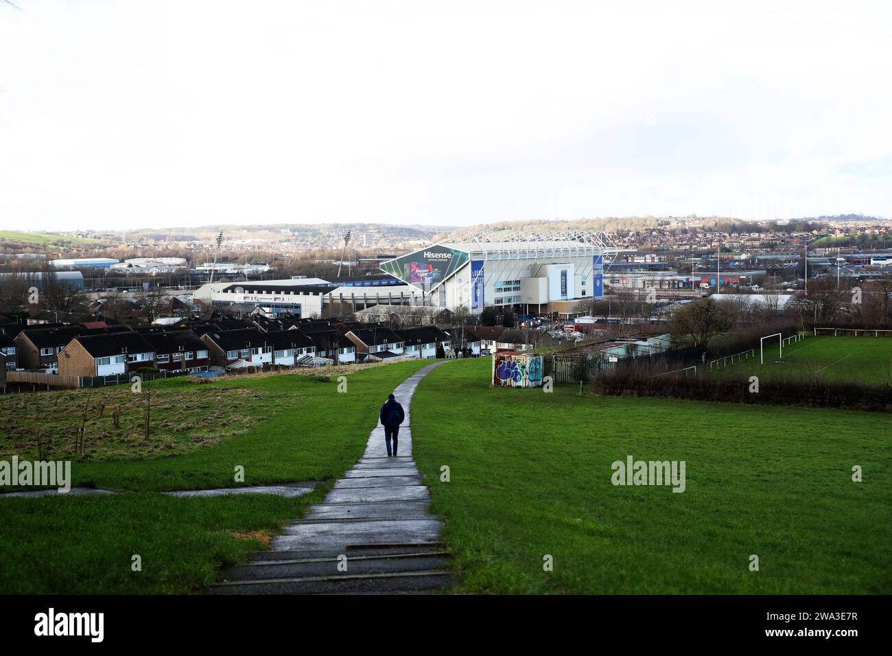 Elland road outside general view hi-res stock photography and images ...