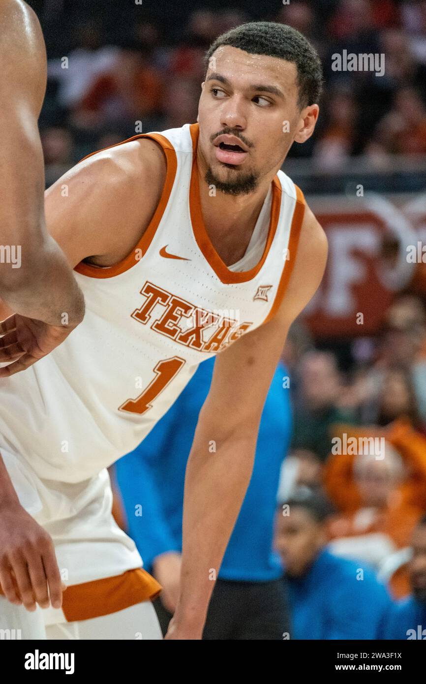 Texas, USA. 1st Jan, 2024. Dylan Disu #1 of the Texas Longhorns in ...