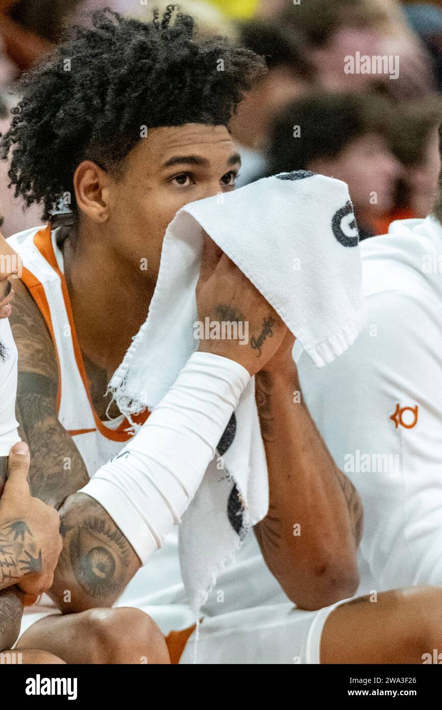 Texas, USA. 1st Jan, 2024. Dillon Mitchell #23 of the Texas Longhorns ...