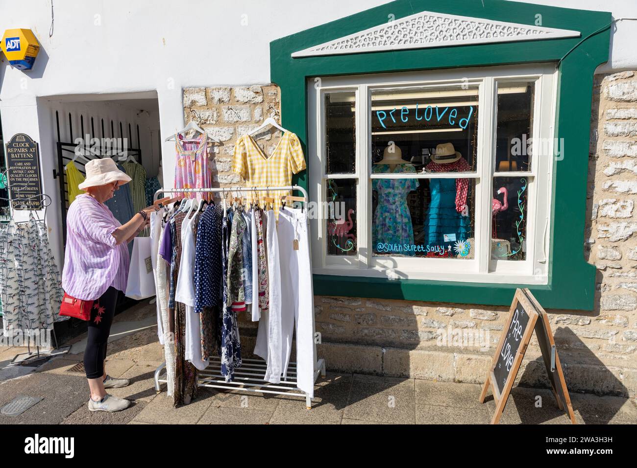 Recycled clothes model hi-res stock photography and images - Alamy
