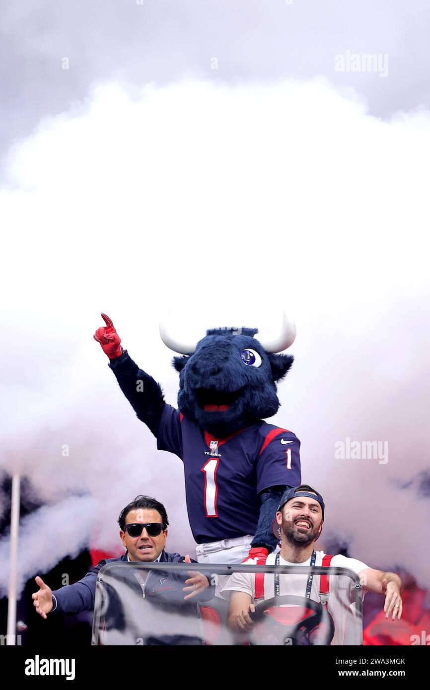 Houston, Texas, USA. 31st Dec, 2023. Houston Texans mascot, Toro, and ...