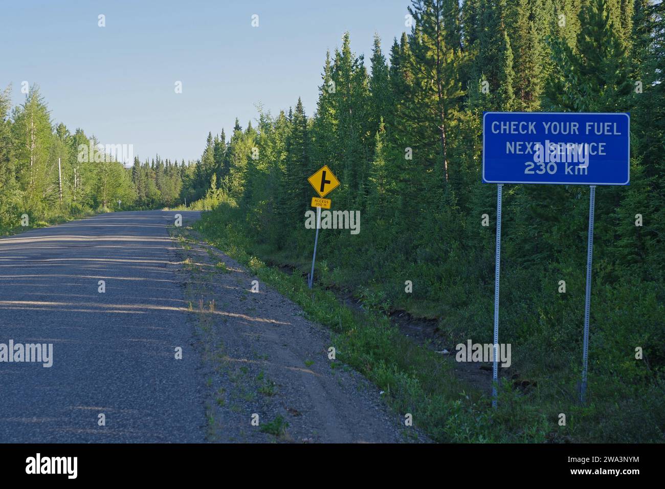 Narrow petrol station sign hi-res stock photography and images - Alamy