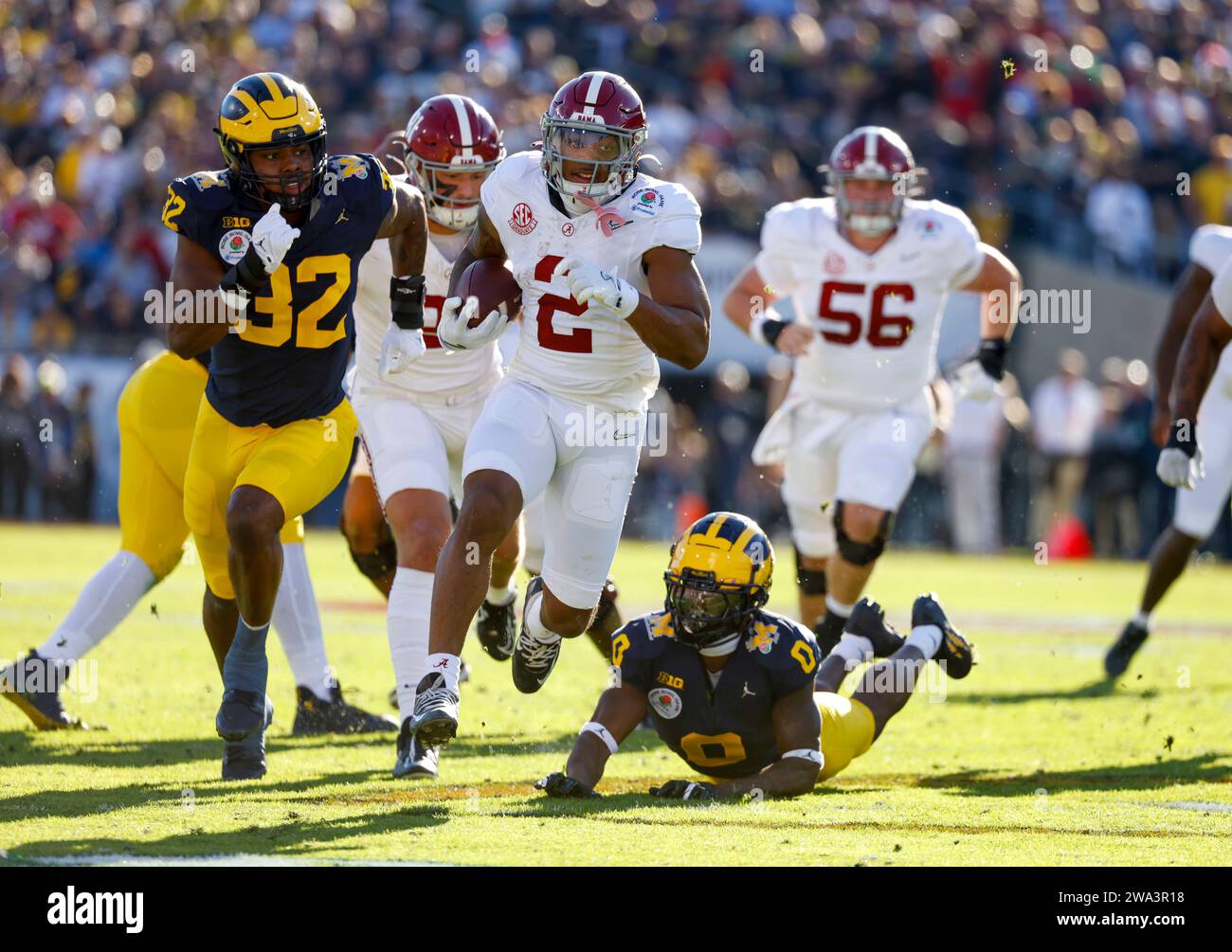 Pasadena, California, USA. 01st Jan, 2024. Alabama Crimson Tide running ...