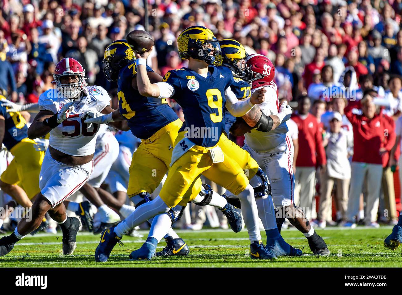 Pasadena, CA. 1st Jan, 2024. Michigan Wolverines quarterback J.J. McCarthy (9) in action in the ...