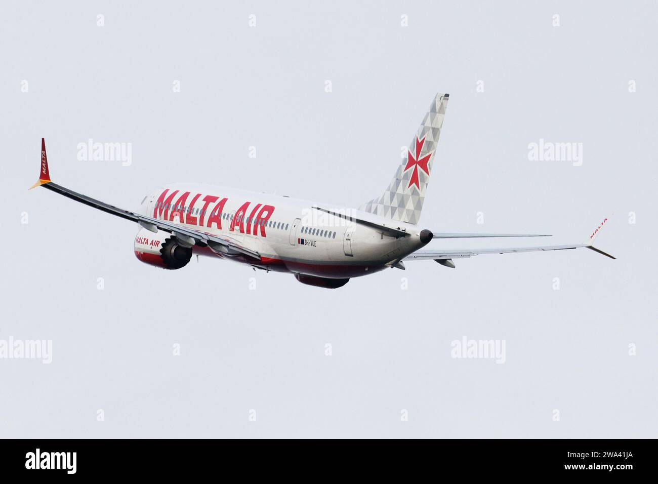 in the photo a Boeing 737 Max 800 of the Maltese company Malta Air ...