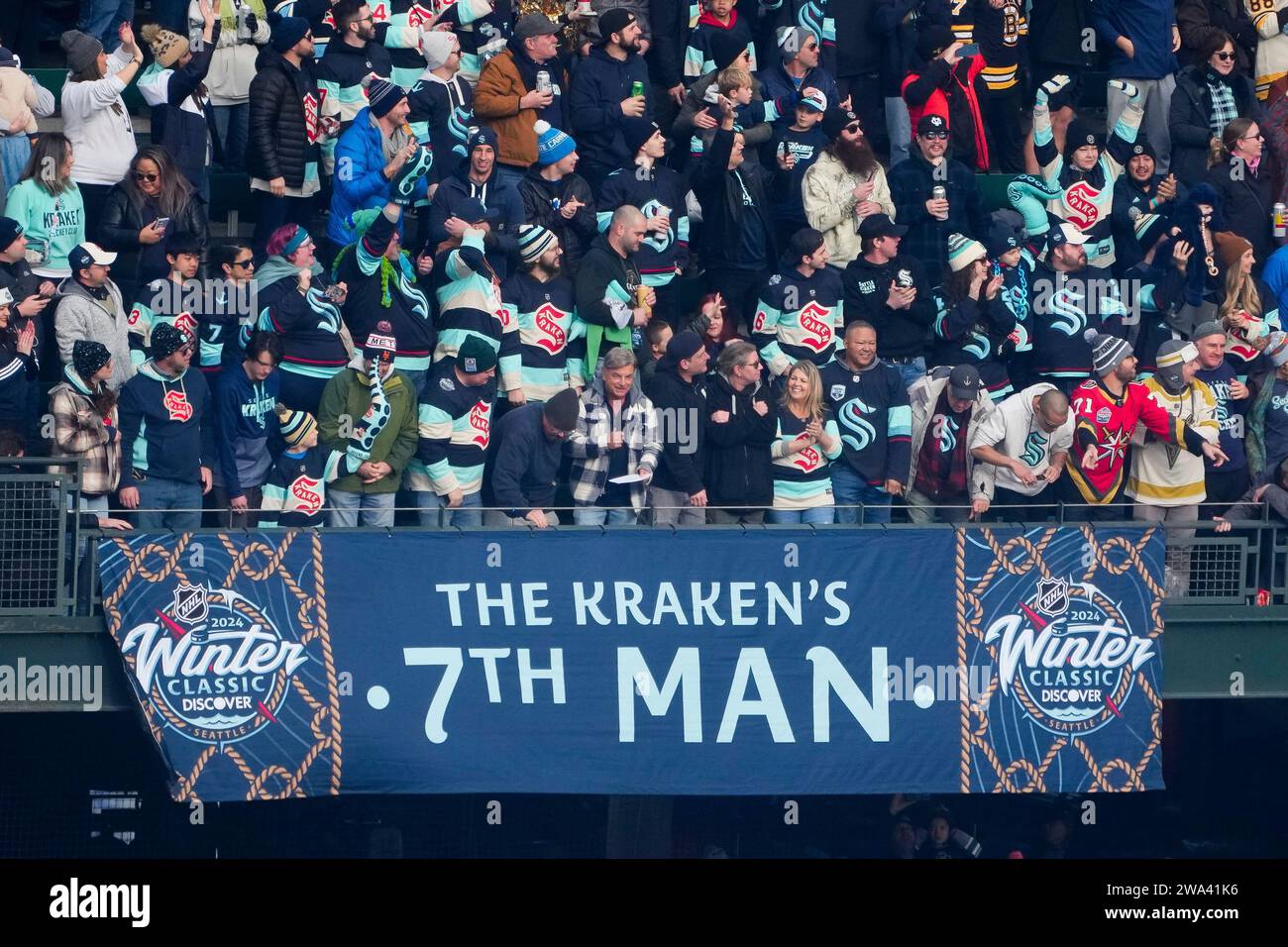 Seattle Mariners radio announcer Rick Rizzs, in black and white plaid ...