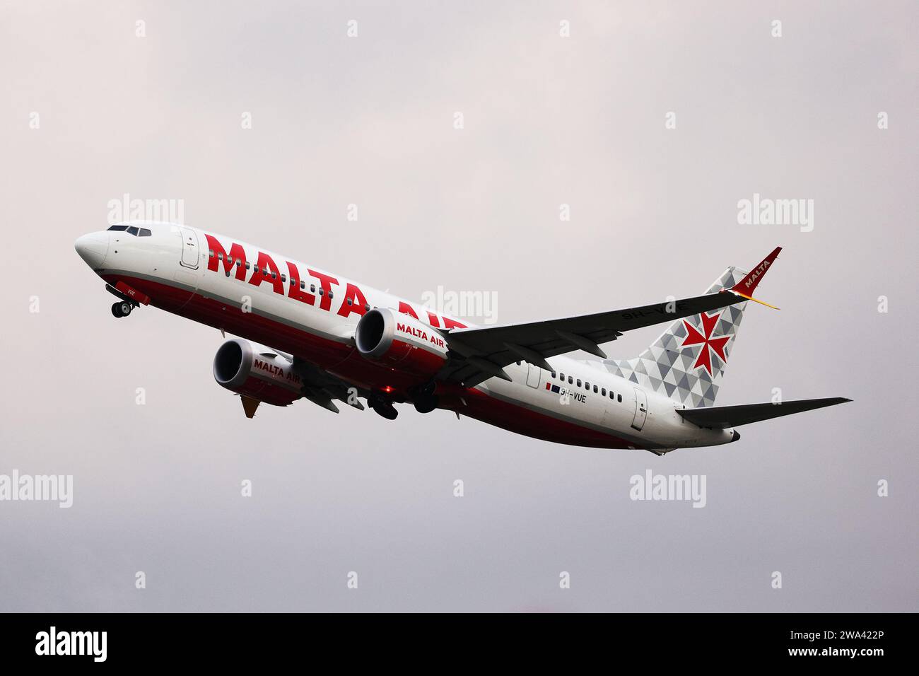 in the photo a Boeing 737 Max 800 of the Maltese company Malta Air ...