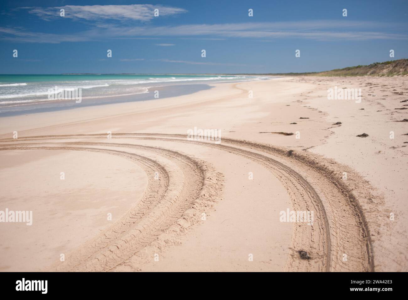 4x4 beach access, Long Beach, Robe, South Australia Stock Photo - Alamy