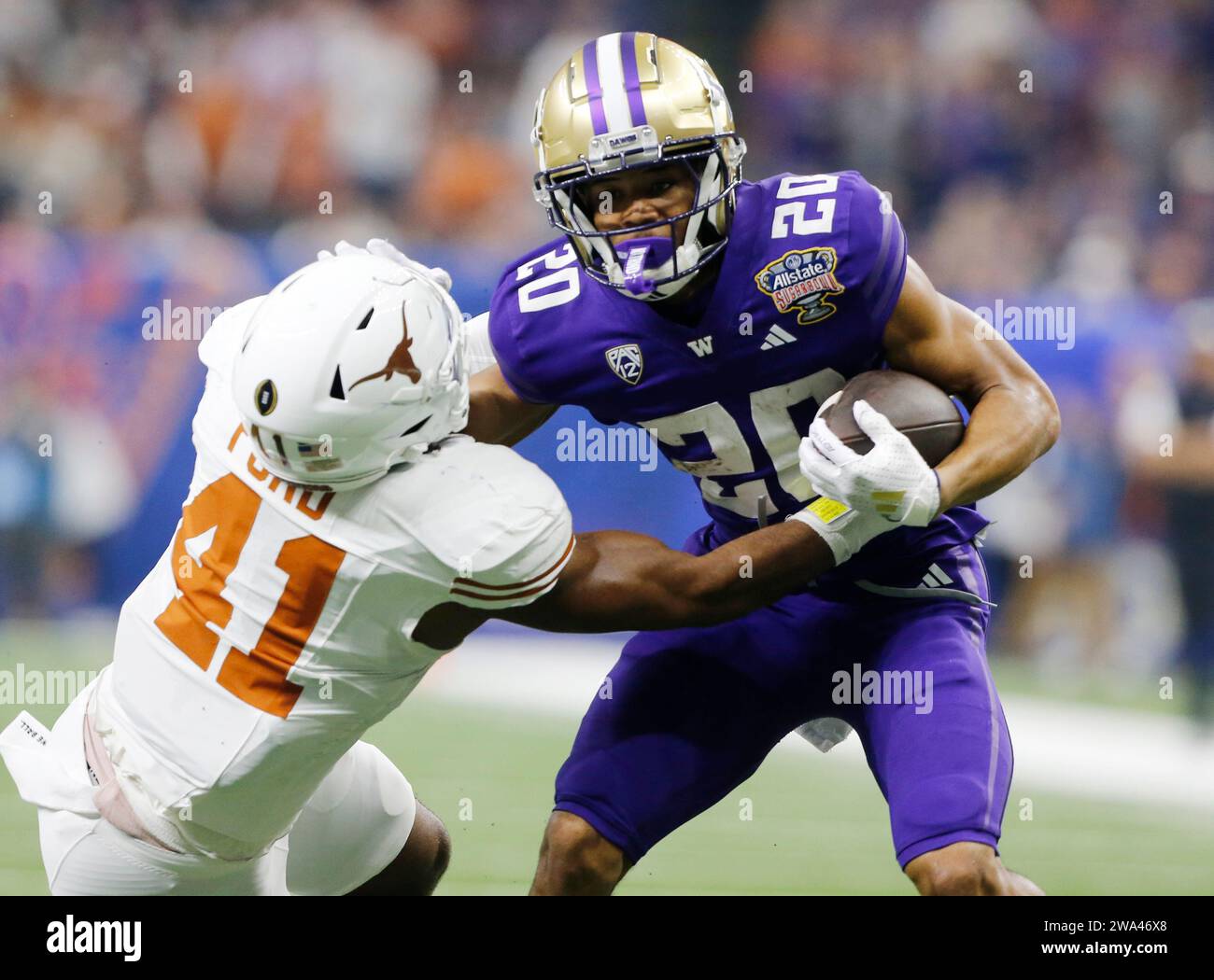 New Orleans, United States. 02nd Jan, 2024. Washington Huskies running ...