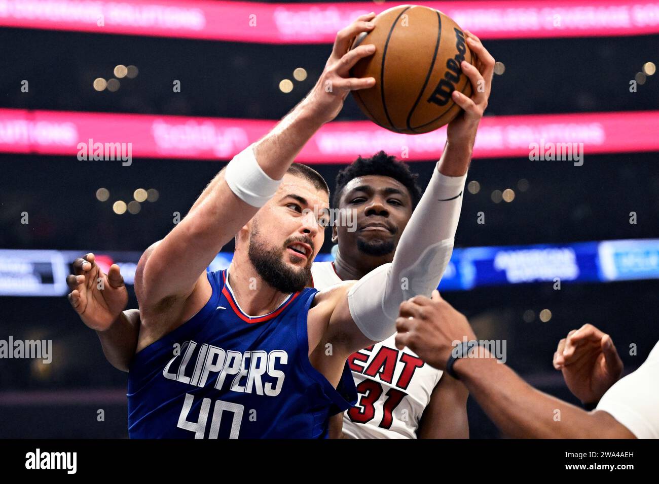 Los Angeles Clippers center Ivica Zubac (40) pulls down a rebound ...