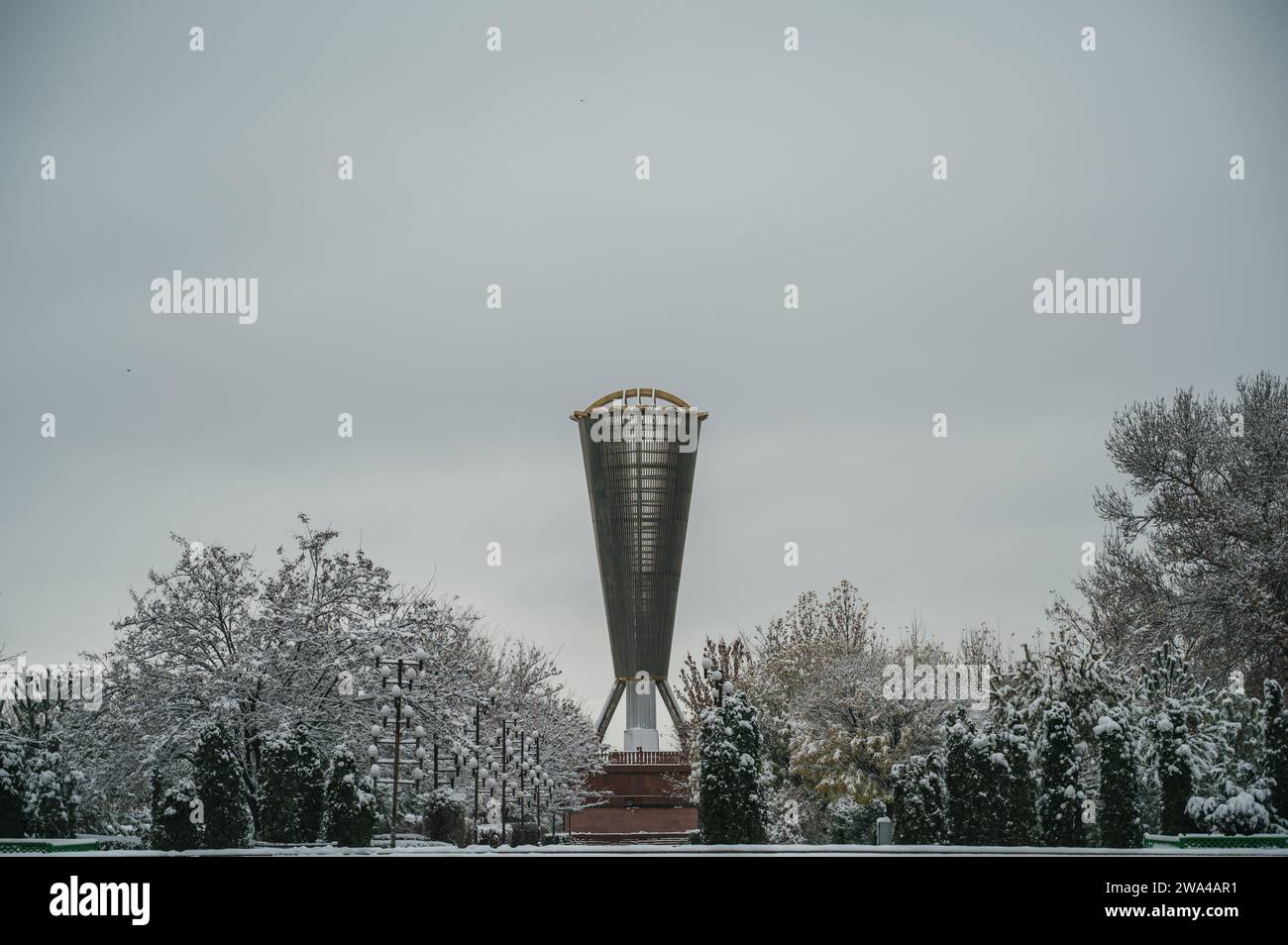 Ordabasy square hi-res stock photography and images - Alamy
