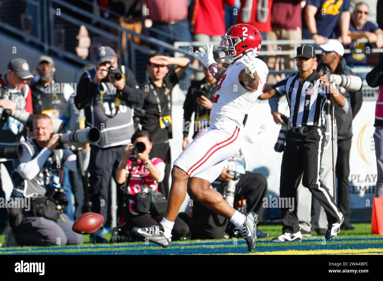 Los Angeles, United States. 01st Jan, 2024. Alabama running back Jase ...