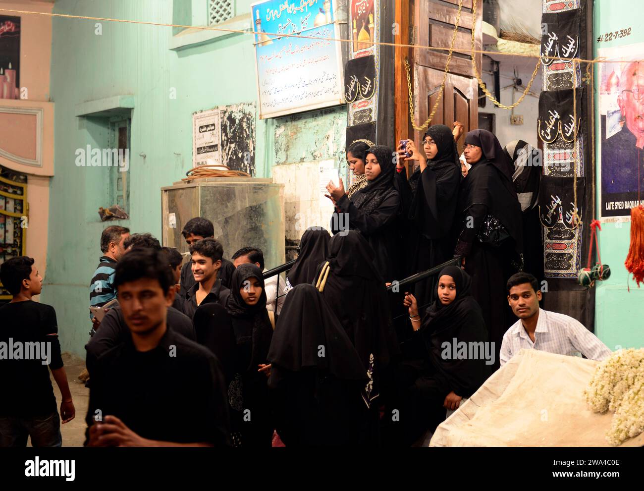Shia Muslims visiting sites representing the story of the martyrdom of ...