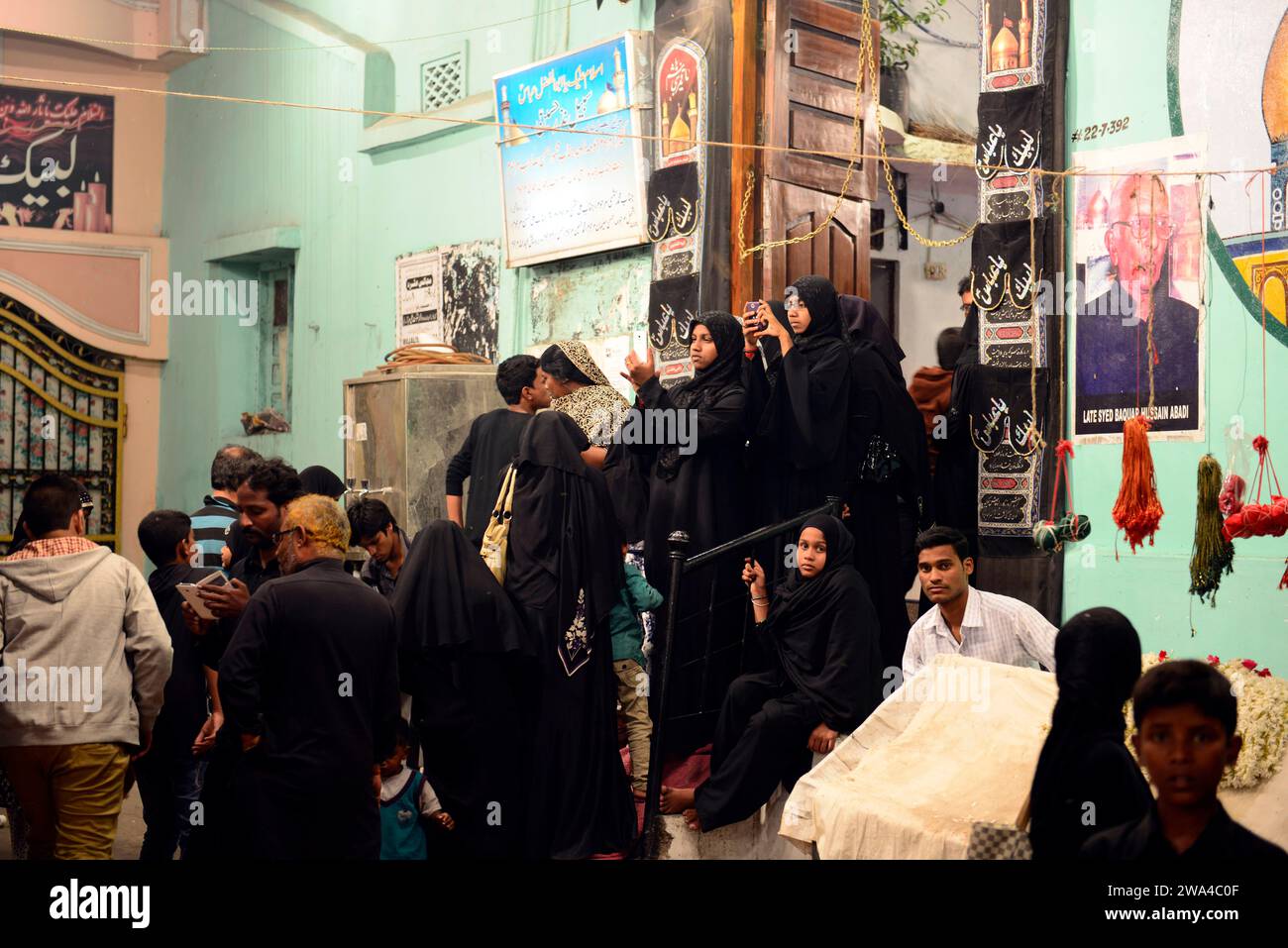 Shia Muslims visiting sites representing the story of the martyrdom of ...