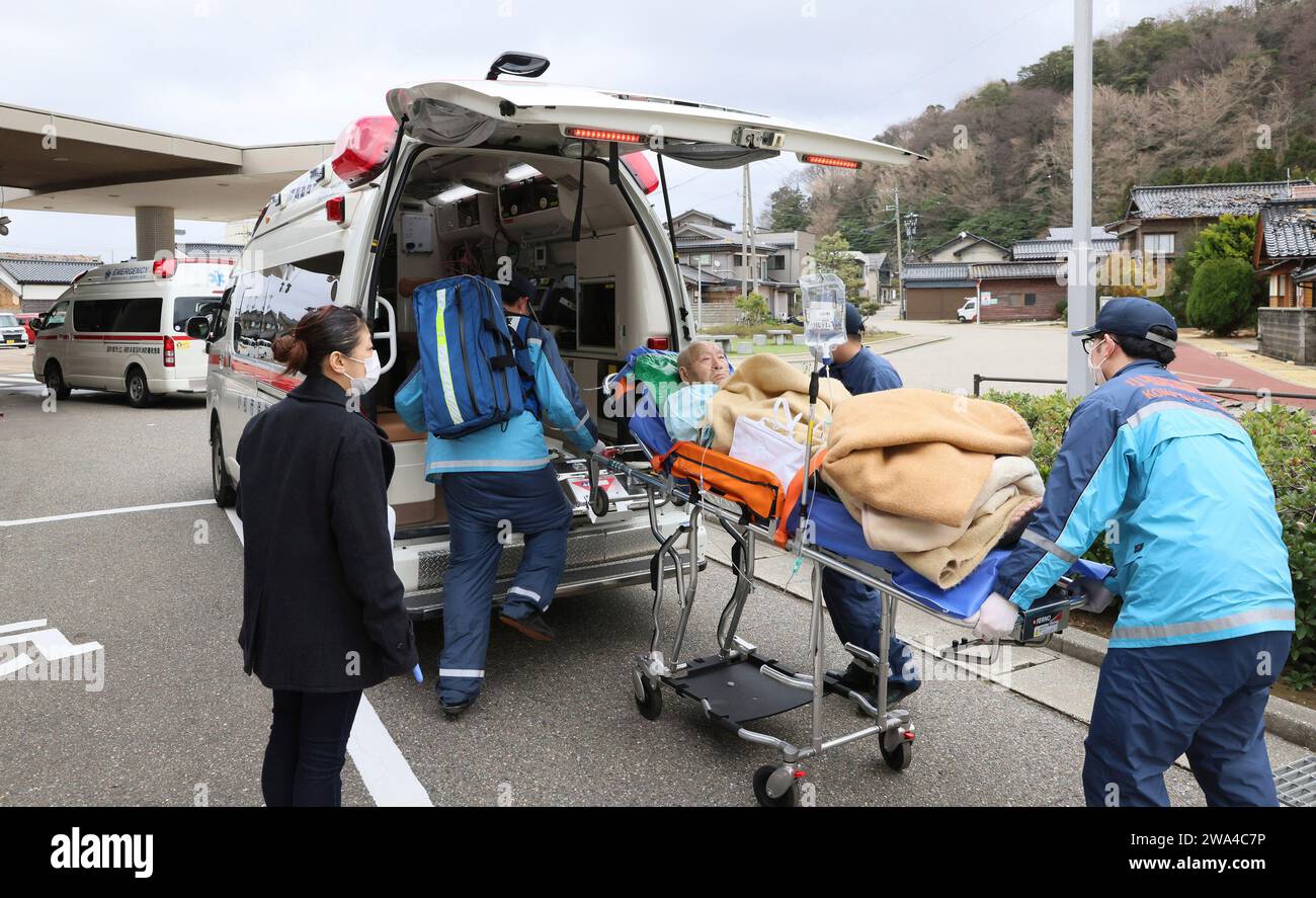 A patient is being moved to another hospital in Kanazawa from Togi ...