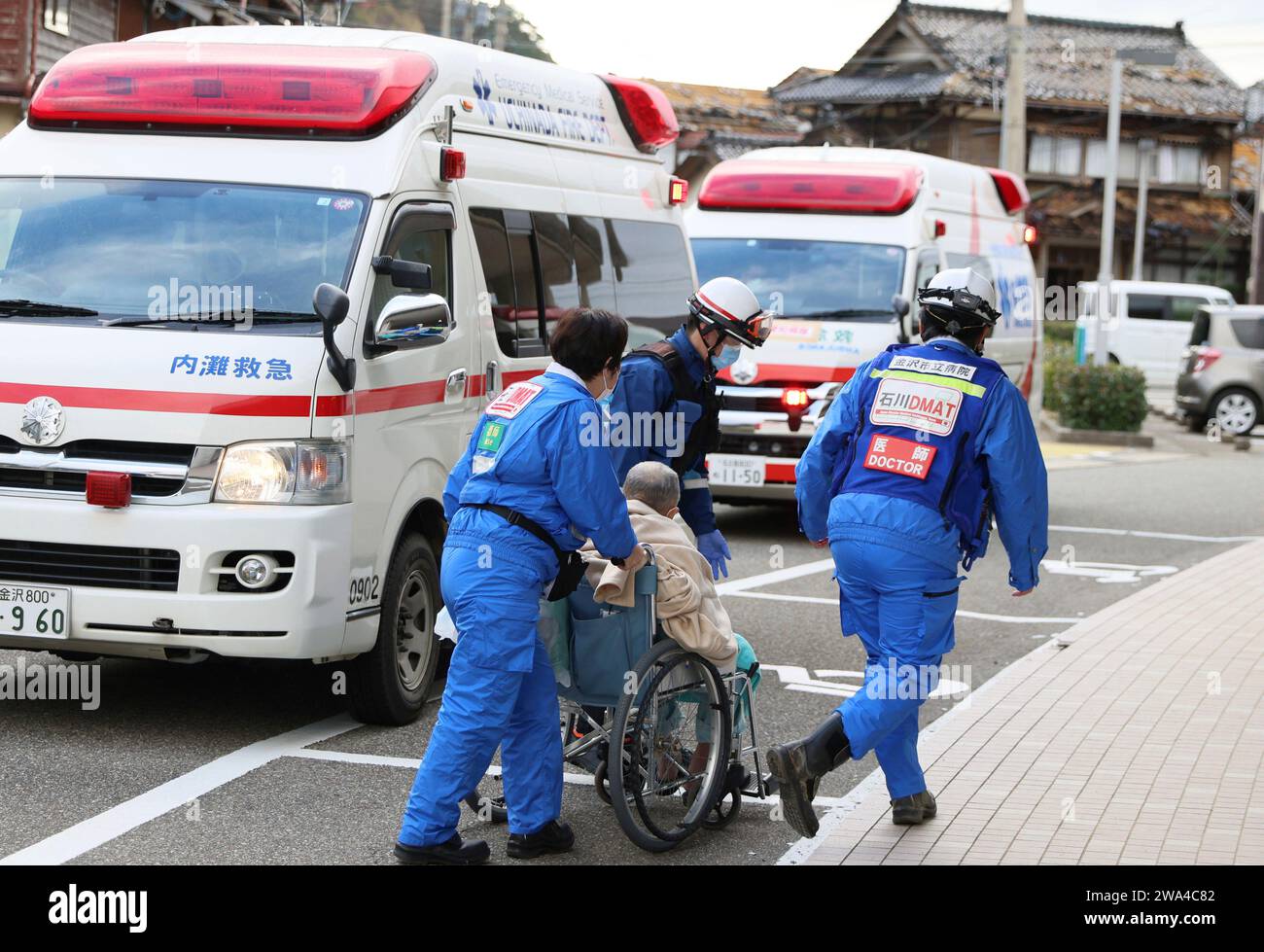 A patient is being moved to another hospital in Kanazawa from Togi ...