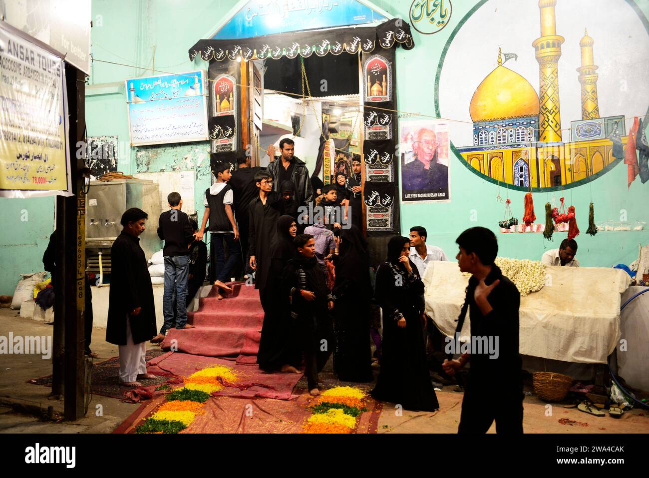 Shia Muslims visiting sites representing the story of the martyrdom of ...