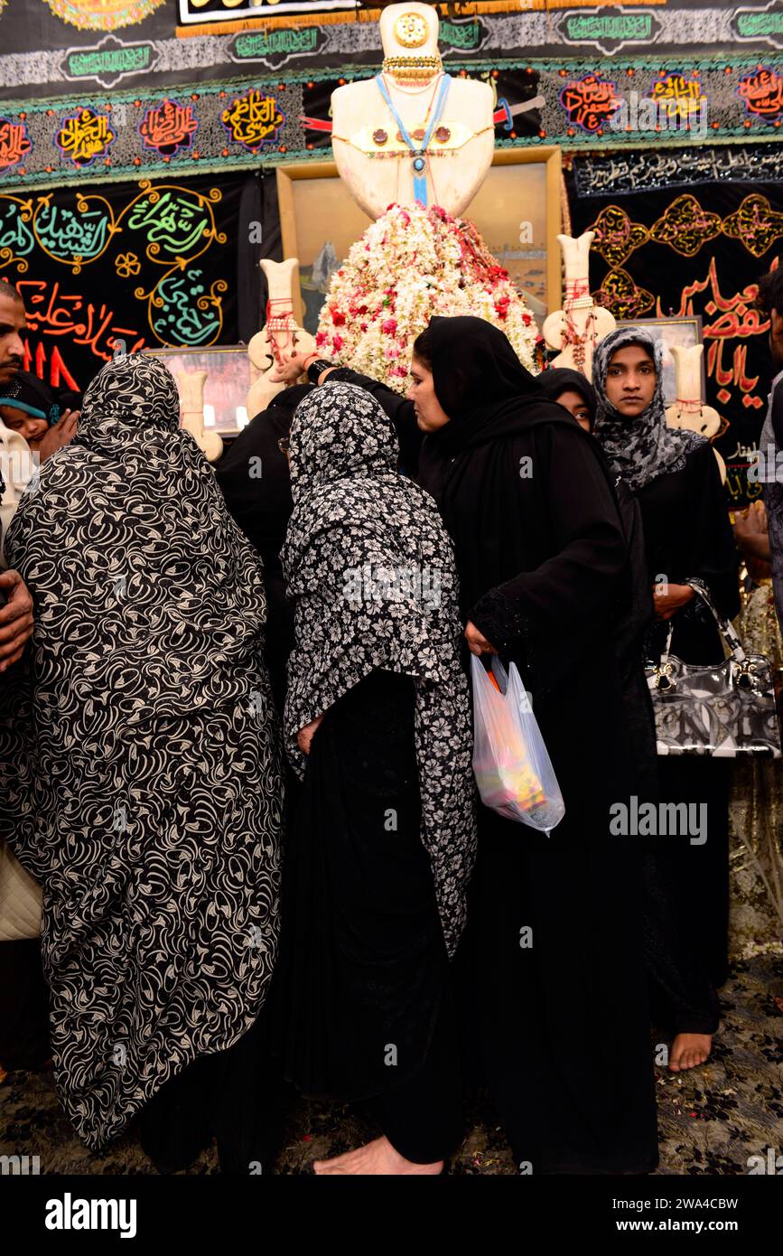 Shia Muslims visiting sites representing the story of the martyrdom of ...