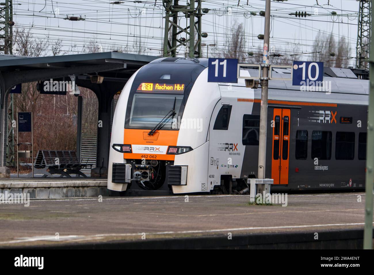 Triebwagenzug hi-res stock photography and images - Alamy