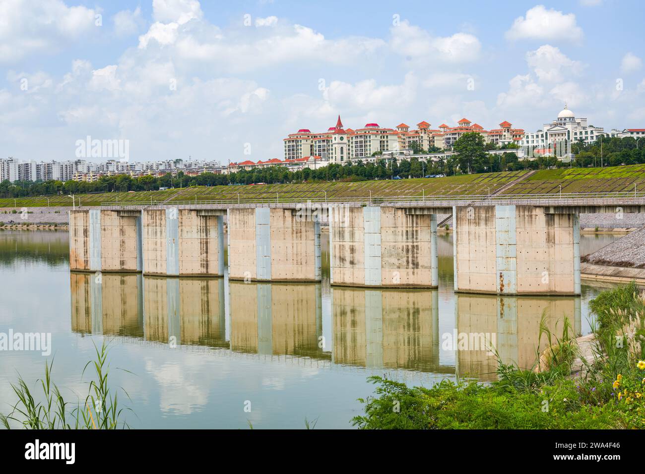 Water conservancy dam dam hi-res stock photography and images - Alamy