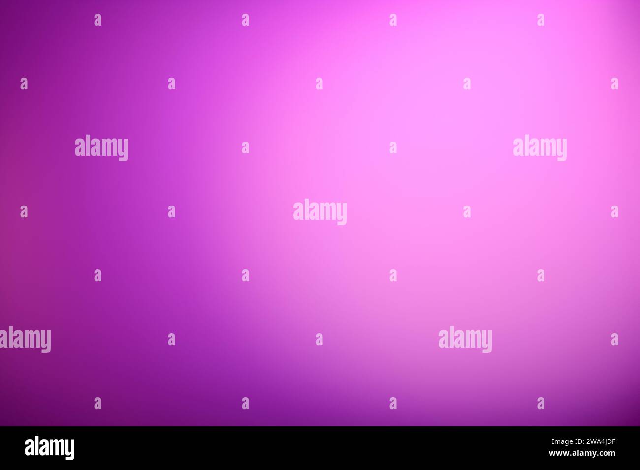 Purple violet smooth radial gradient background Stock Photo - Alamy