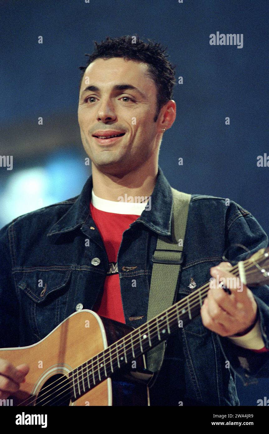 105 night express 1999 hi-res stock photography and images - Alamy