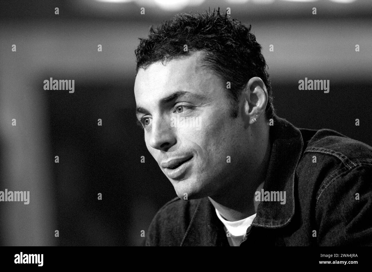 Italy Milan 1999-03-19 : Alex Britti,Italian singer,during the musical ...