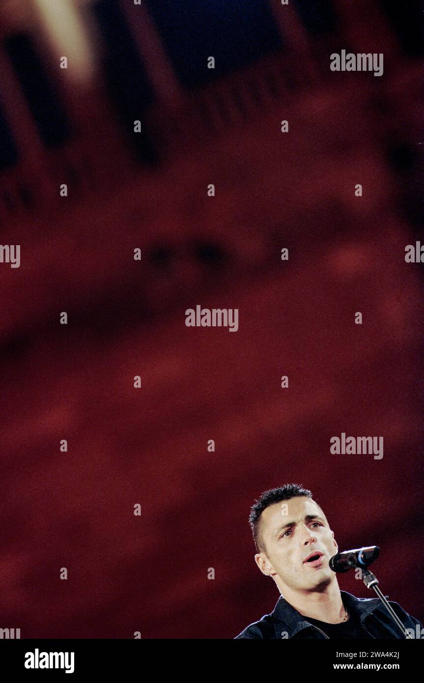 Alex britti festivalbar 1999 hi-res stock photography and images - Alamy