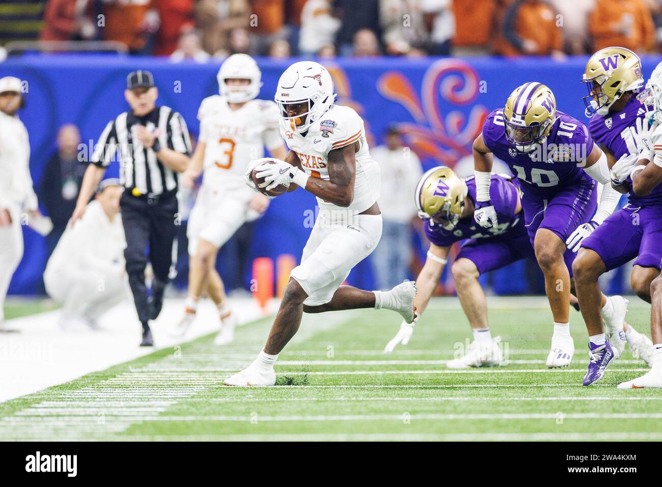 New Orleans, Louisiana, USA. 01st Jan, 2024. Texas running back CJ ...