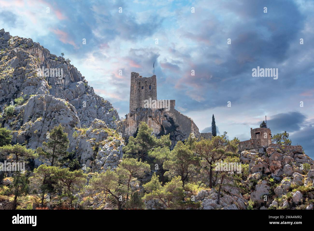Stari Grad Fortica the ruins fortress. Omis. Croatia Stock Photo - Alamy