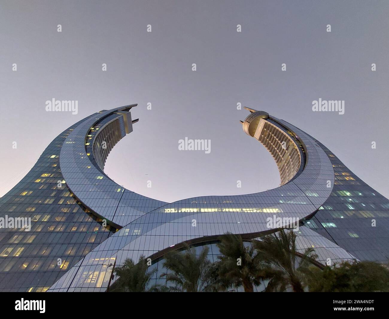 Doha skyscrapers in downtown skyline hi-res stock photography and images - Alamy